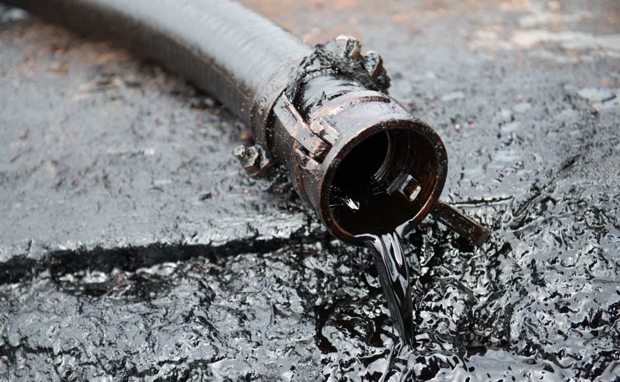 Oil Moves Centre Stage | Kingswood | Advice every step of the way